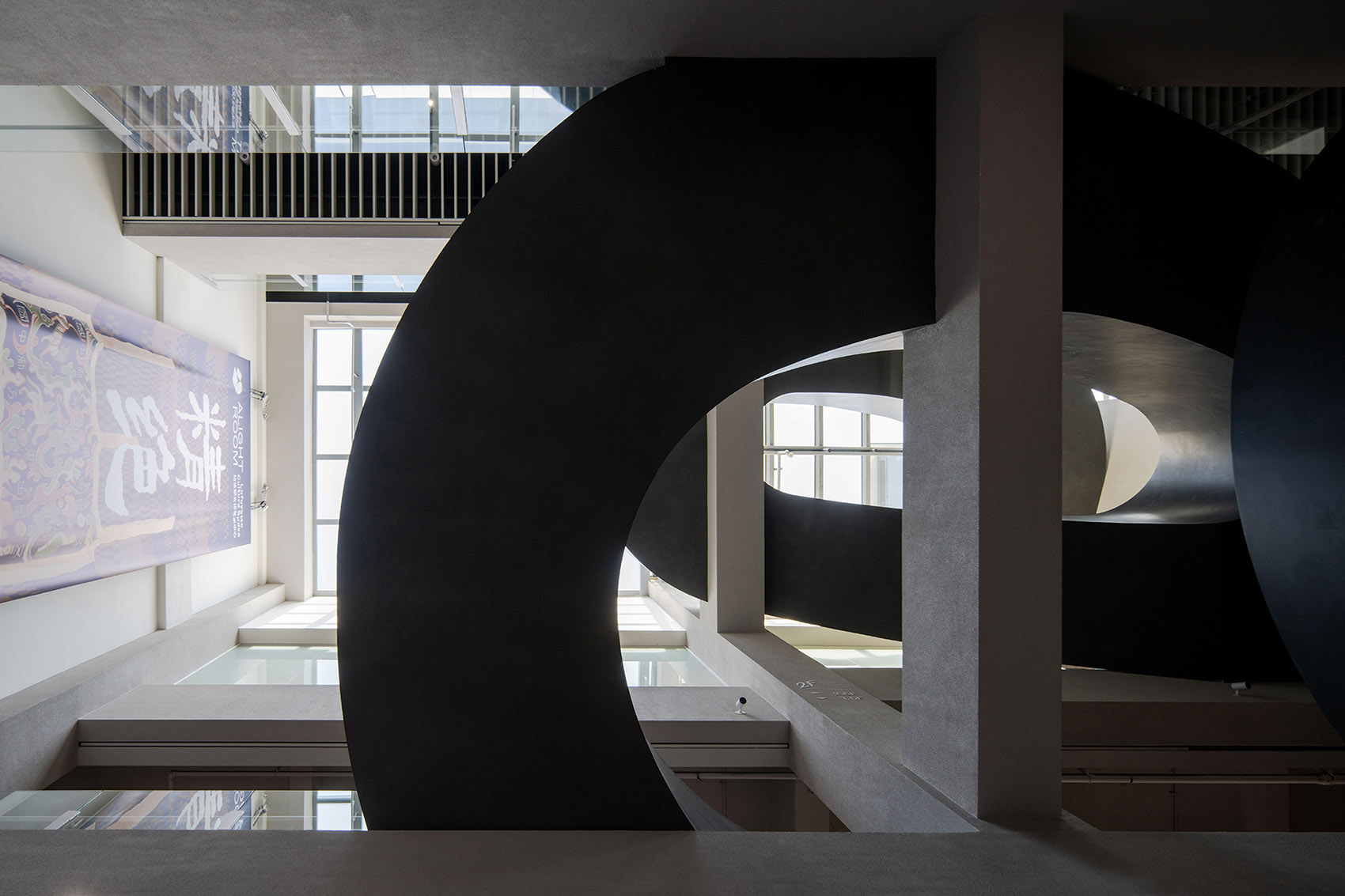 Lafayette Culture Center Renovation by TheY Architects - 谷德设计网