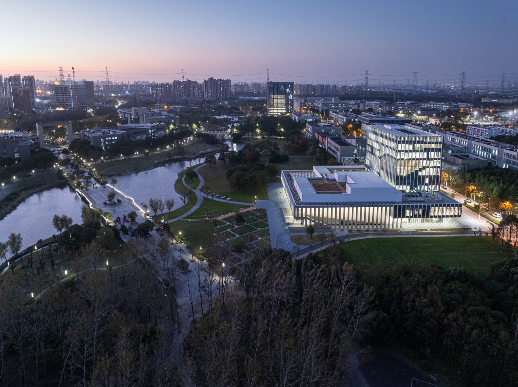 Yijia Building of Tongji University (Students’ Activity Center in ...