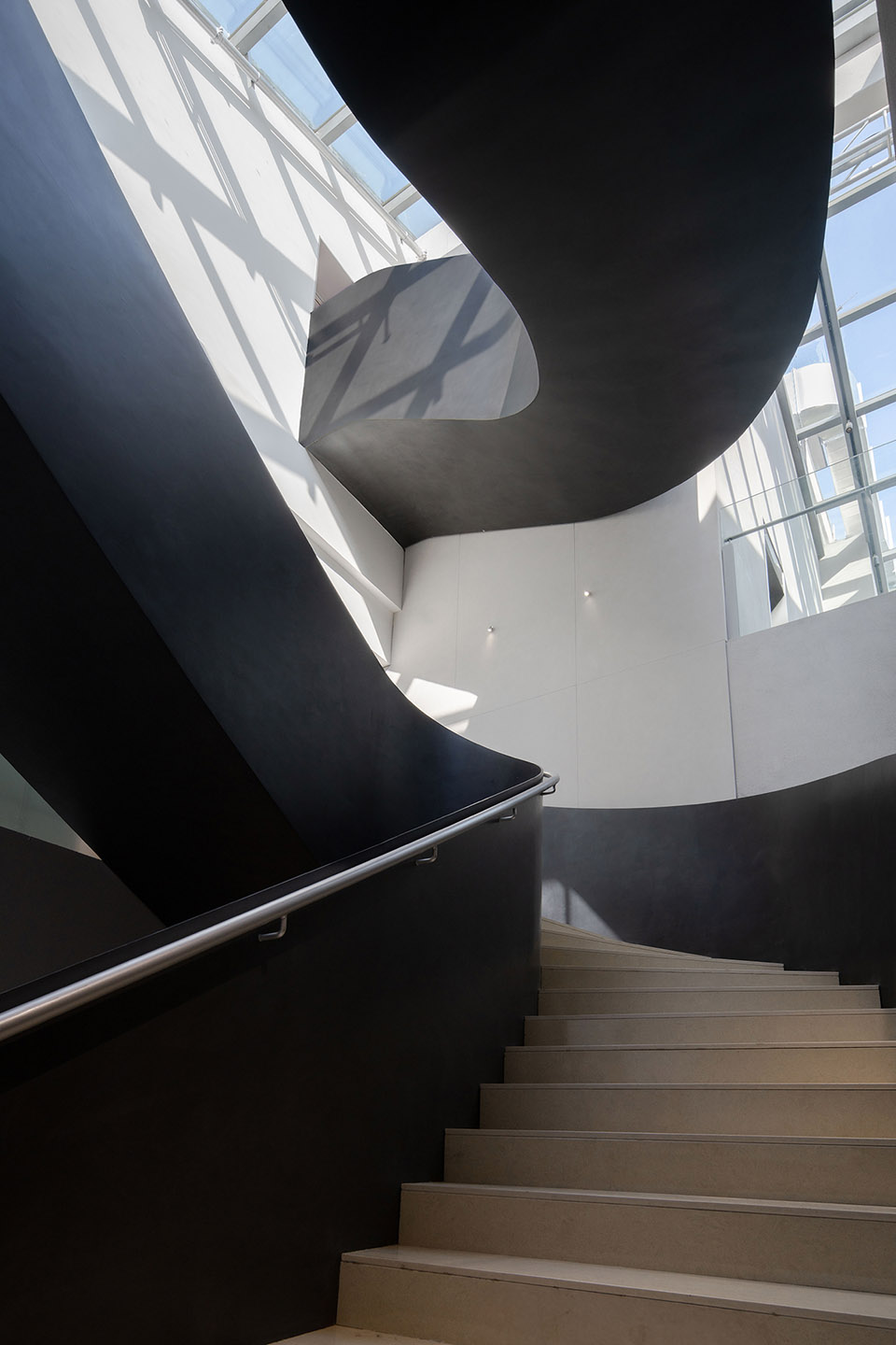 Lafayette Culture Center Renovation by TheY Architects - 谷德设计网