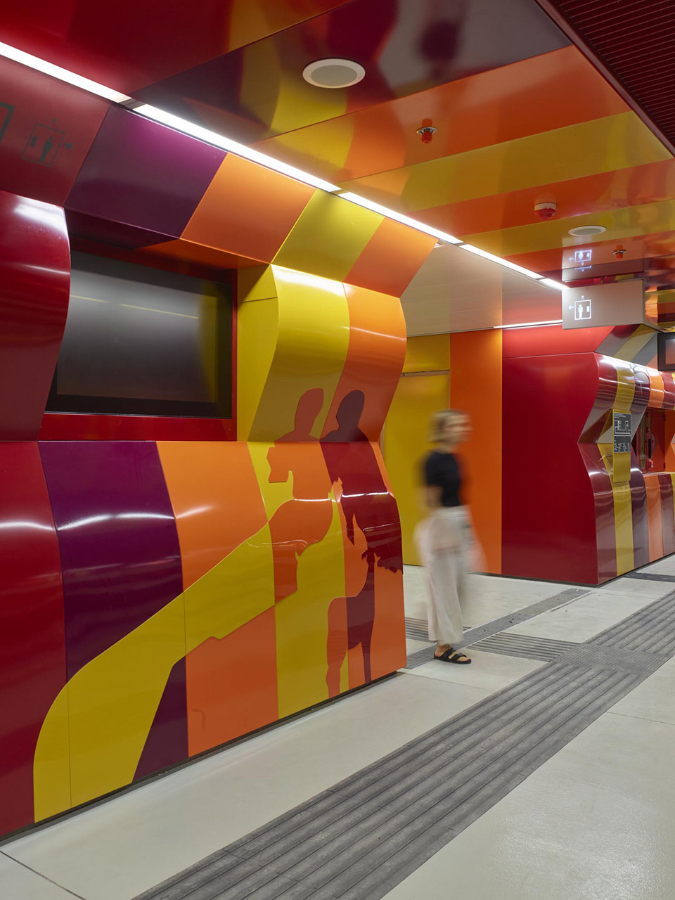 Naples Underground Central Station ‘Centro Direzionale’ by Benedetta ...