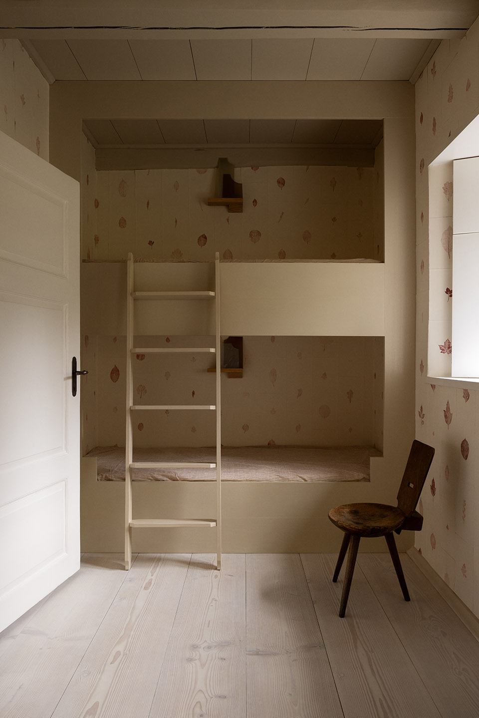 Dinesen County House by Mentze Ottenstein - 谷德设计网