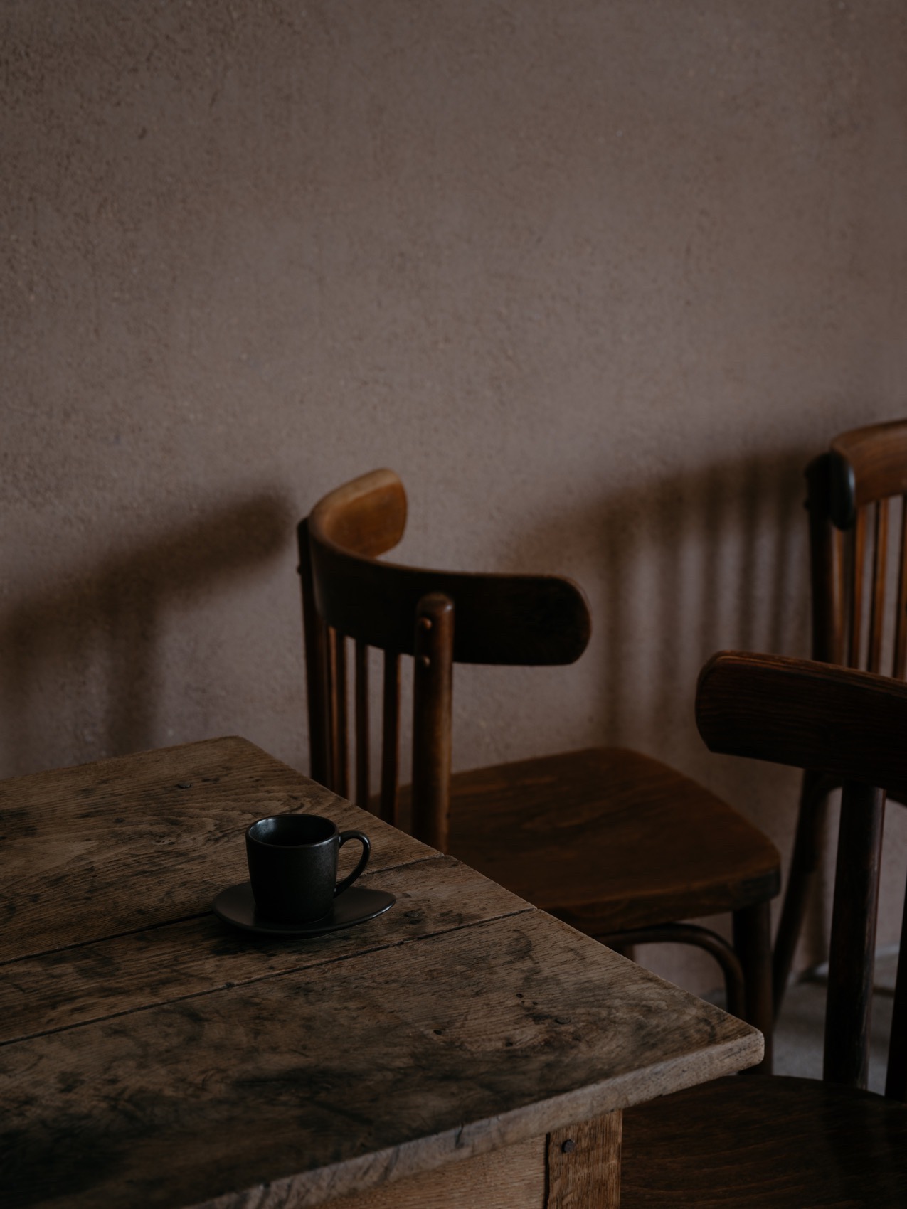 Unwind cafe by Mountain Soil Interior Design - 谷德设计网