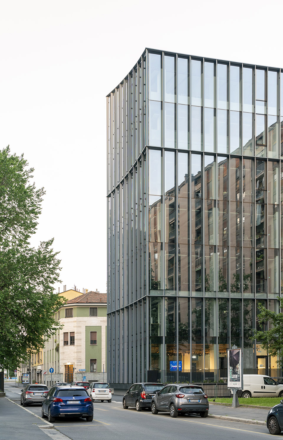 LYBRA office complex by Park Associati - 谷德设计网