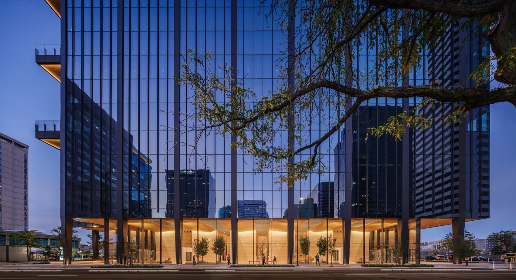 1900 Lawrence by Goettsch Partners - 谷德设计网