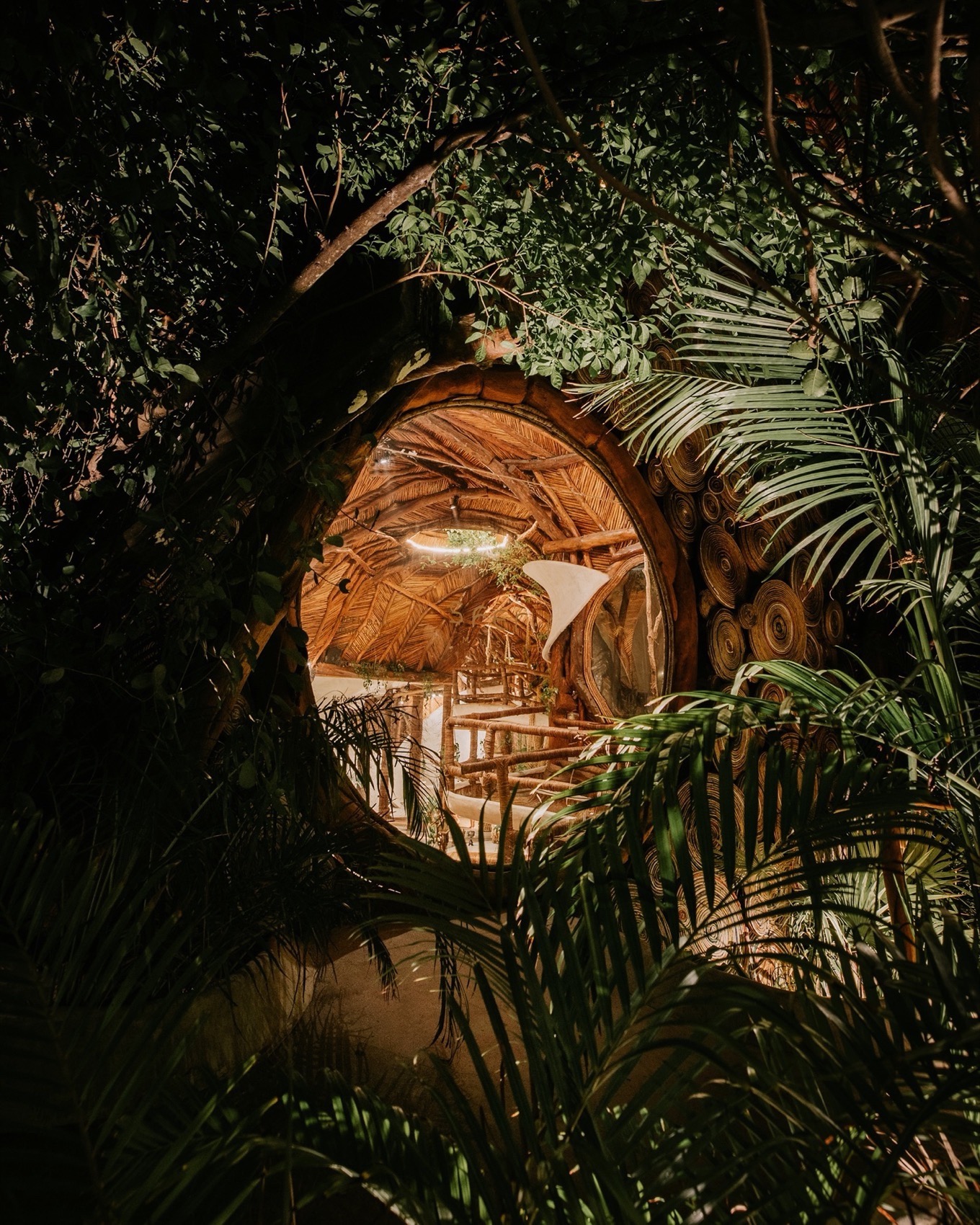 AZULIK by Eduardo Roth - 谷德设计网