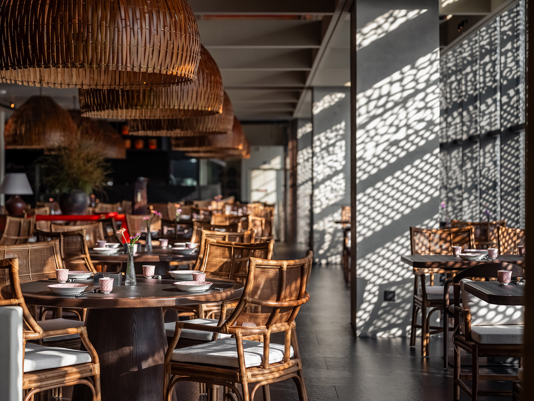 Xiaorong Garden · Classic Sichuan Restaurant by GUO XIN SPACE DESIGN ...