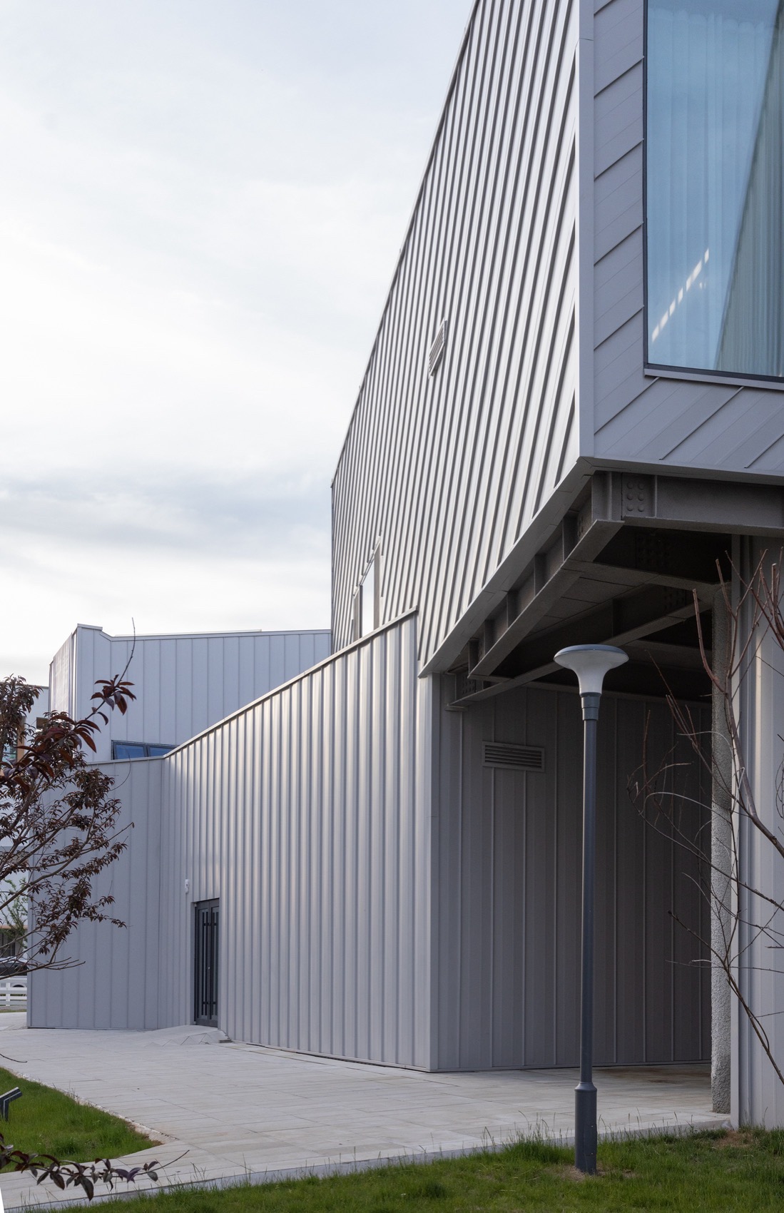 Yue Art Museum + Yue Equestrian Hall by CU Office - 谷德设计网