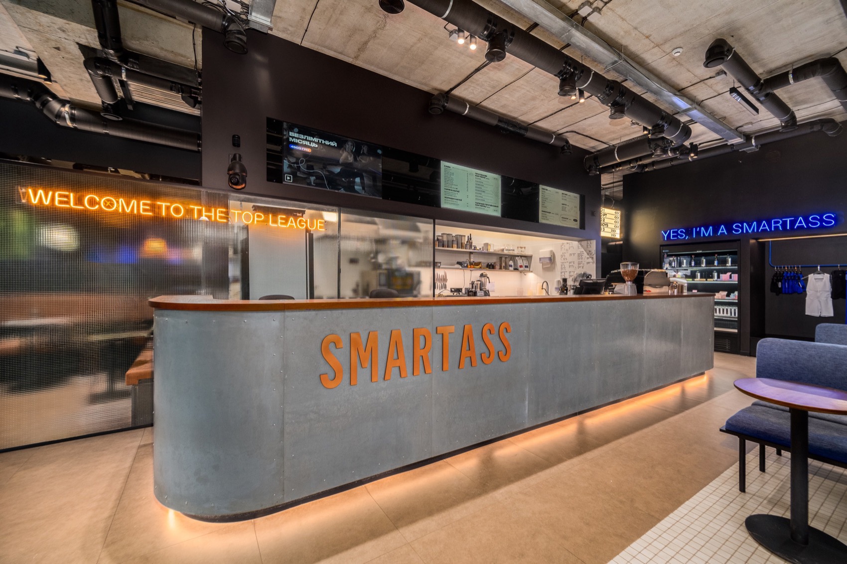 Smartass Kharkiv by Smartass Design Studio - 谷德设计网
