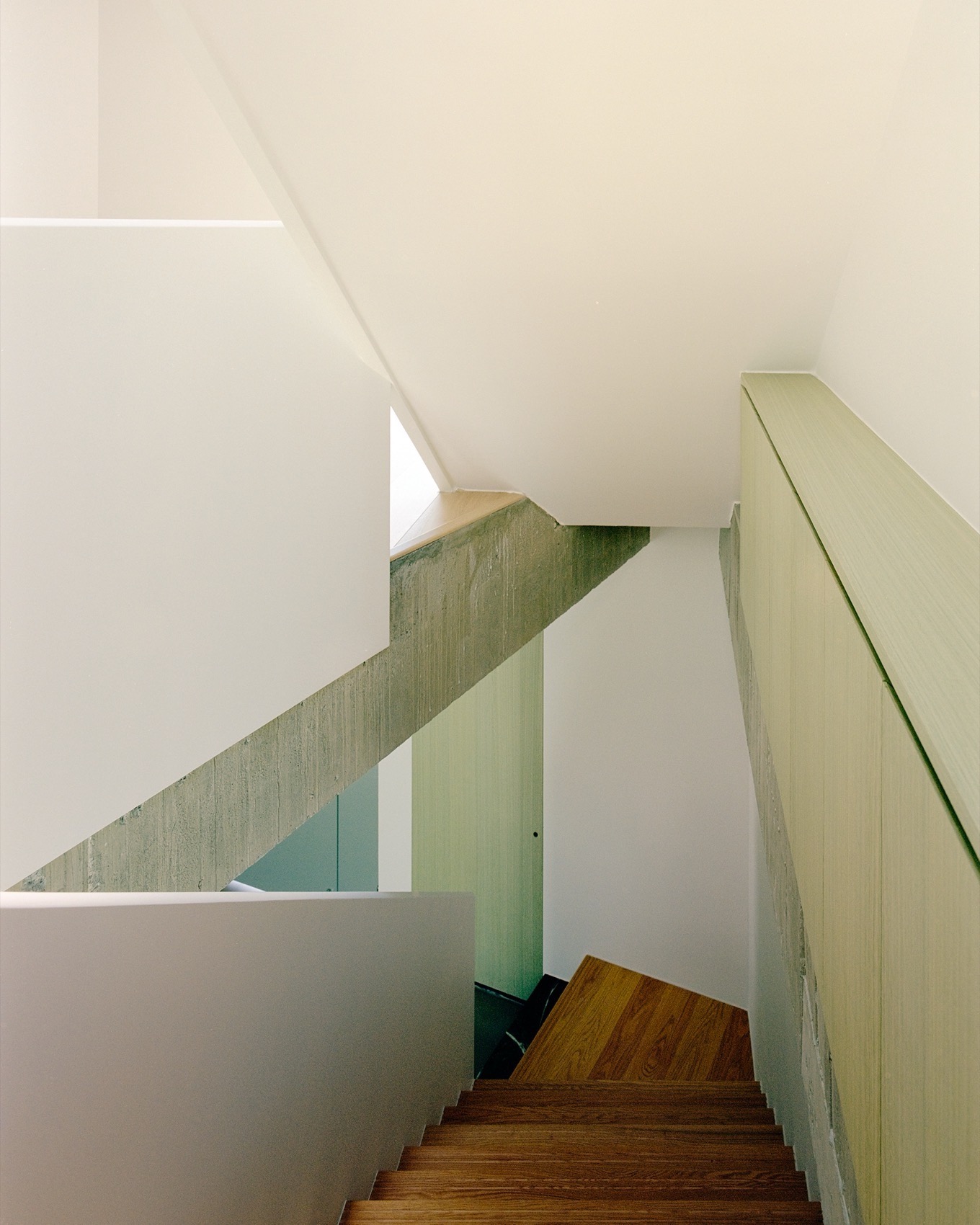 Triangle House by Metrics Architecture Studio - 谷德设计网