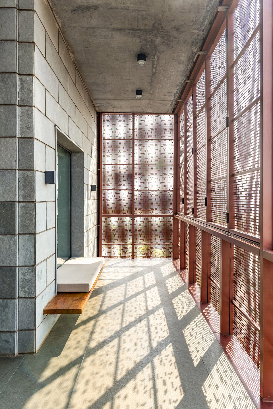 J-House by Malik Architecture - 谷德设计网