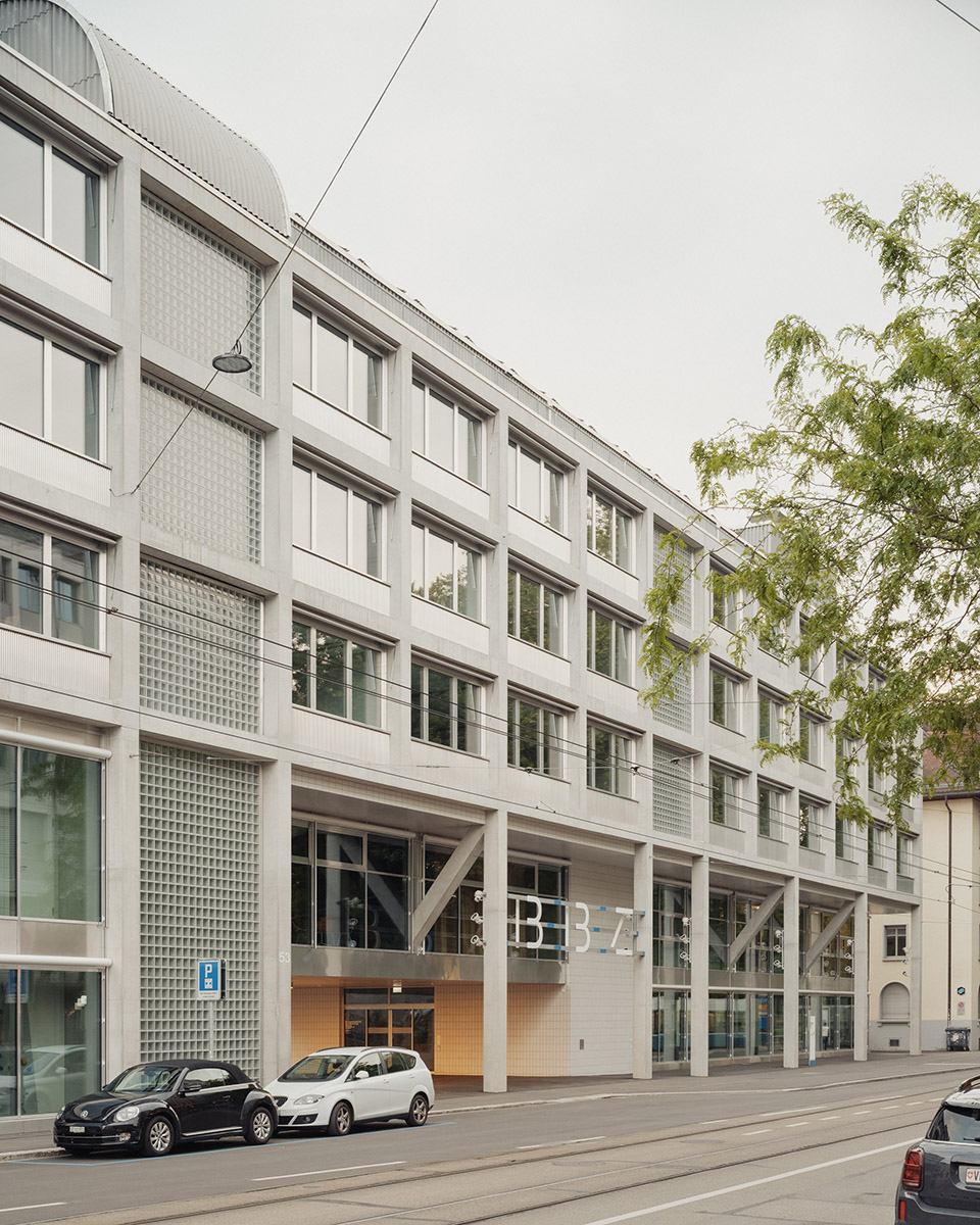 Vocational School for Building Trades by Gunz & Künzle Architekt - 谷德设计网