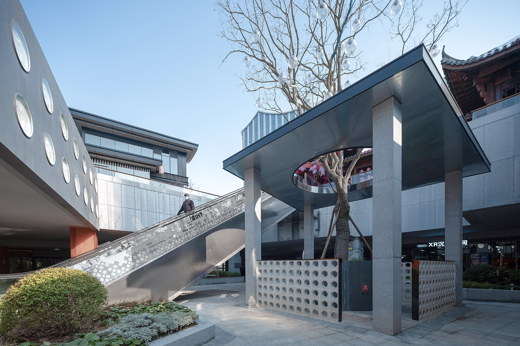 Dopamine Commercial Block by Cing Design - 谷德设计网