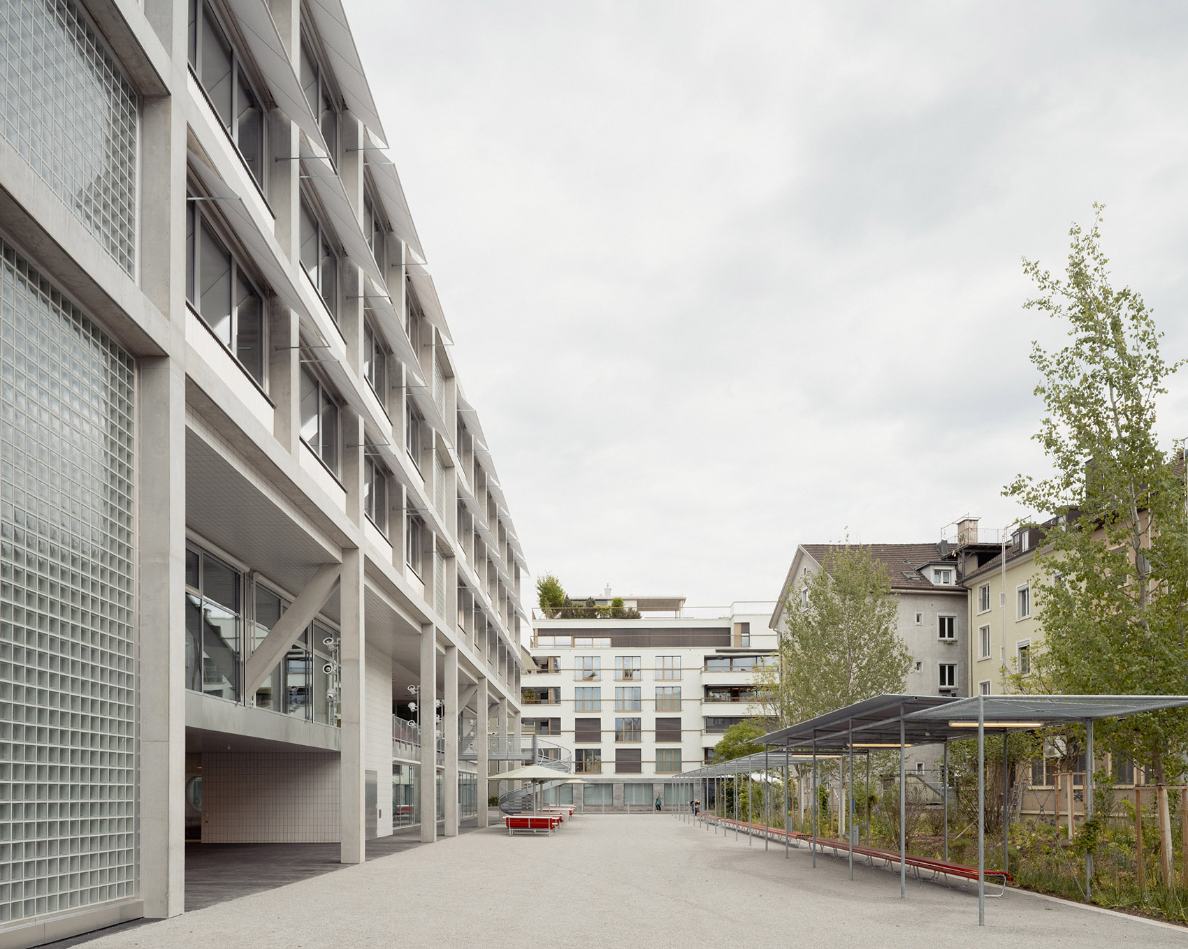 Vocational School for Building Trades by Gunz & Künzle Architekt - 谷德设计网