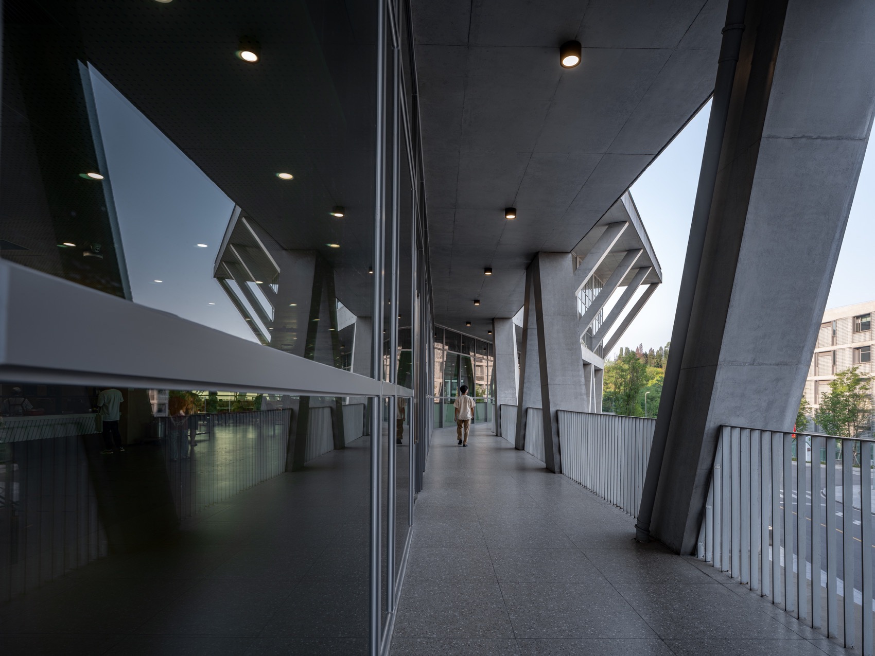 Xihua University Yibin Campus (Phase Ⅱ) by FCJZ - 谷德设计网