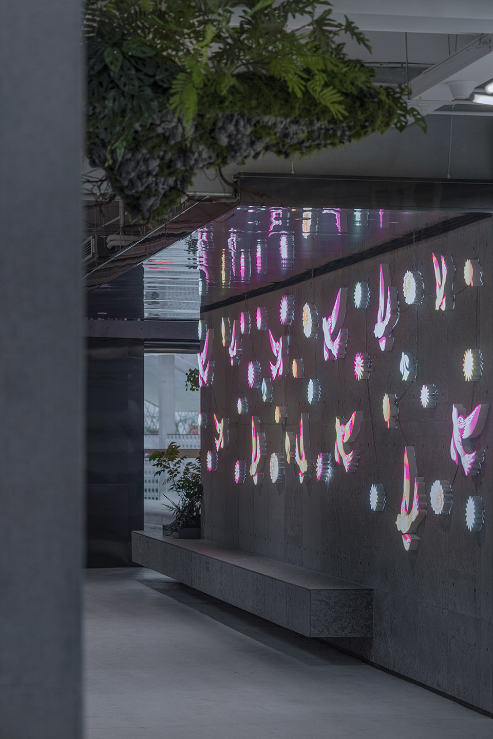 Dopamine Commercial Block by Cing Design - 谷德设计网