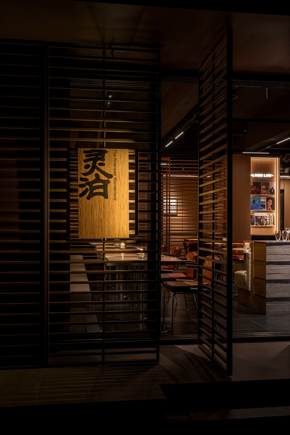 Limbo Bar by BAICAI Design Office - 谷德设计网