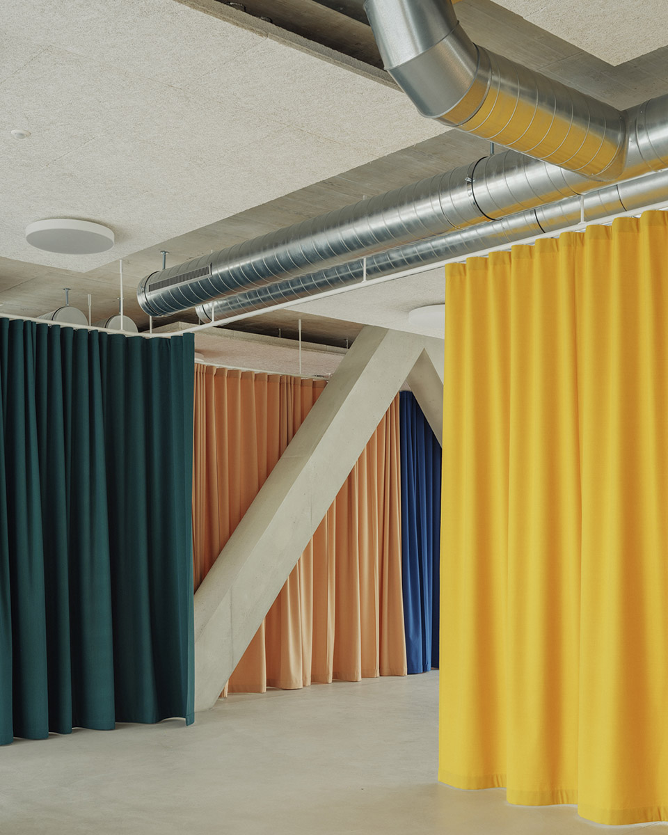 Vocational School for Building Trades by Gunz & Künzle Architekt - 谷德设计网