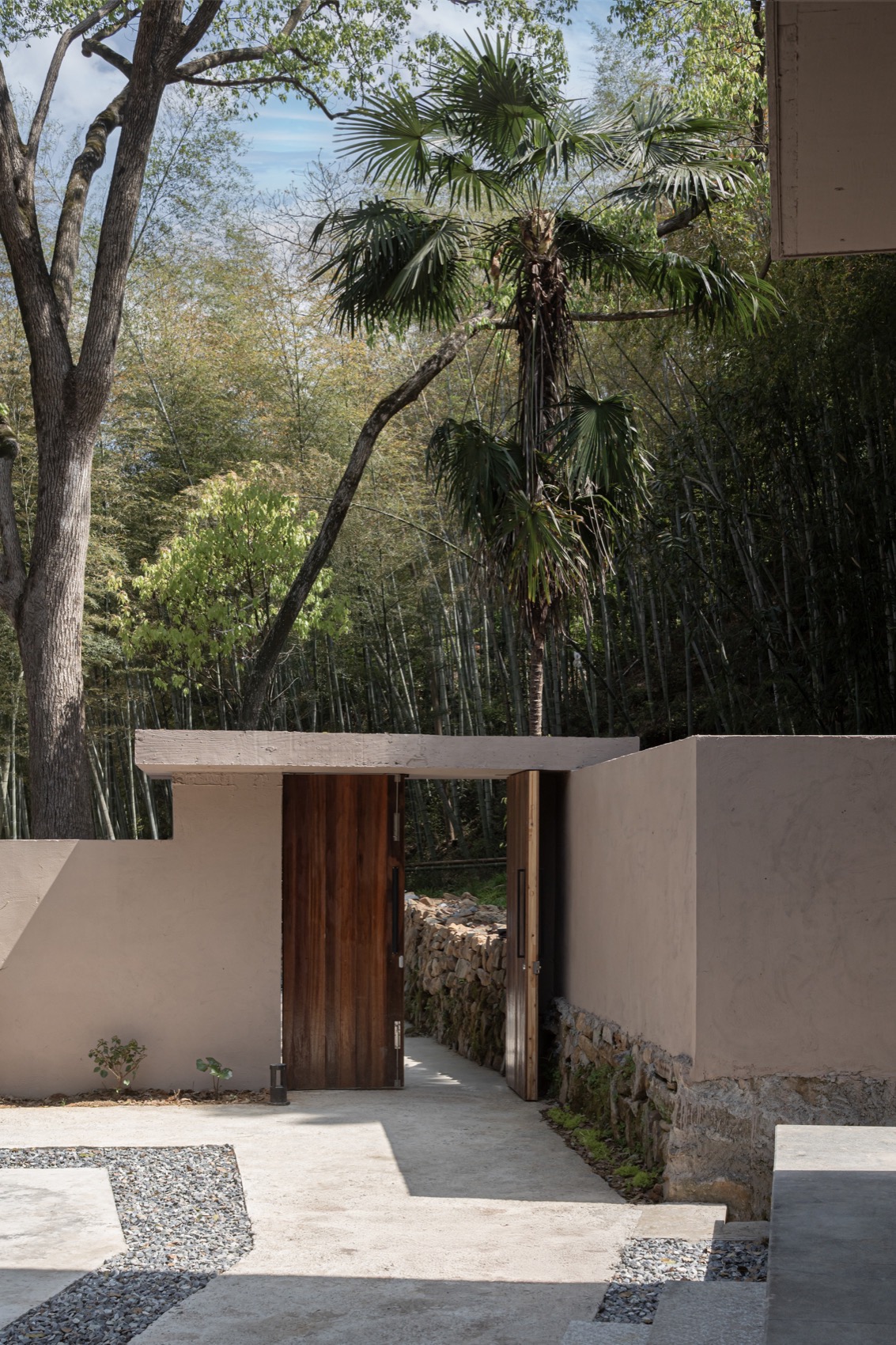 Bamboo dwelling by Hangzhou Yejian Interior Design Co., Ltd. - 谷德设计网