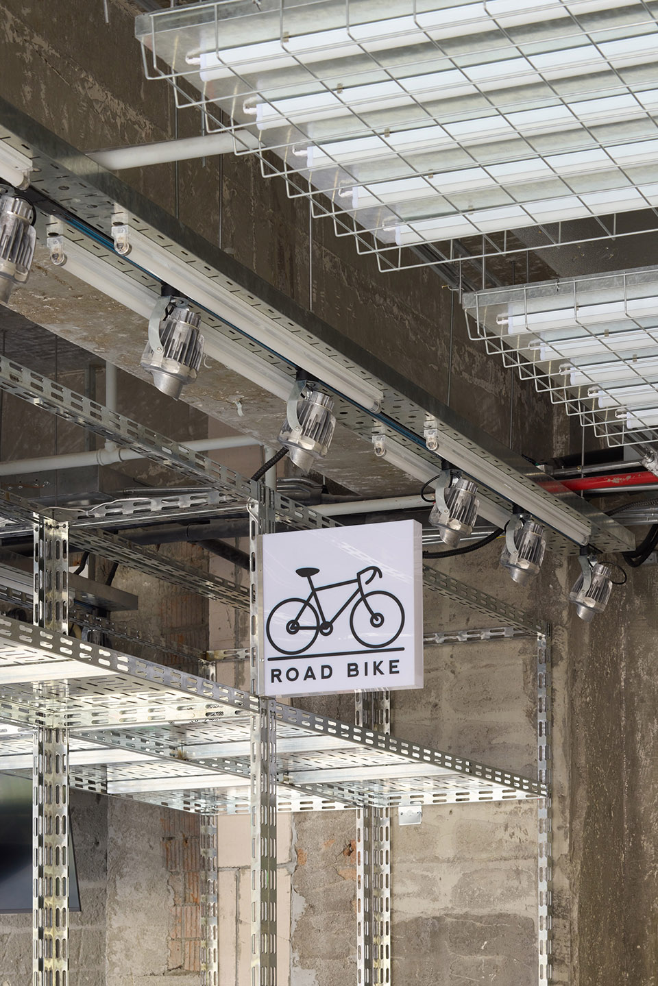 OOTB Cycling Lifestyle Space Design Narrative by +SONO STUDIO - 谷德设计网