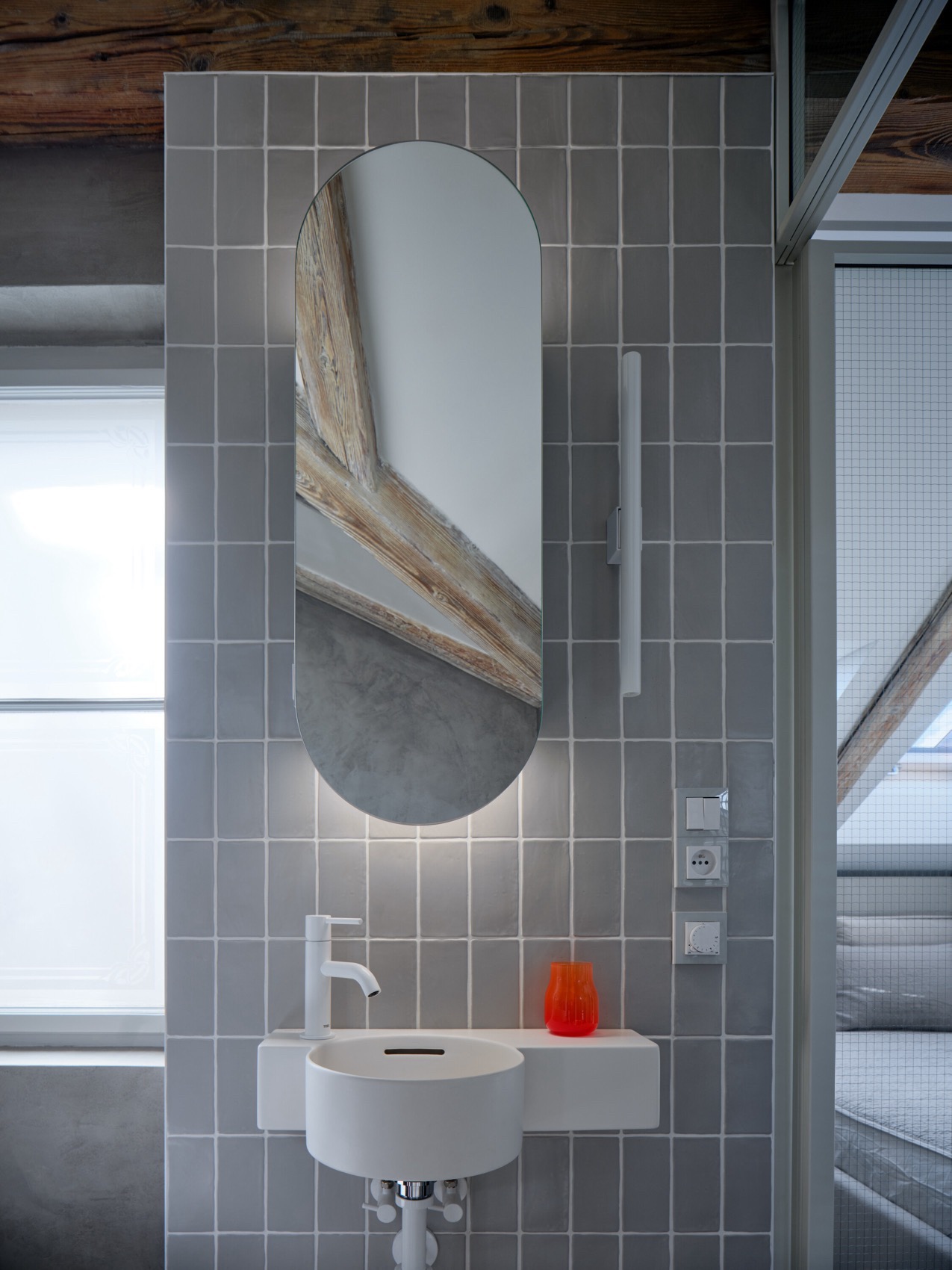 Arbes Square Apartment by Formafatal - 谷德设计网