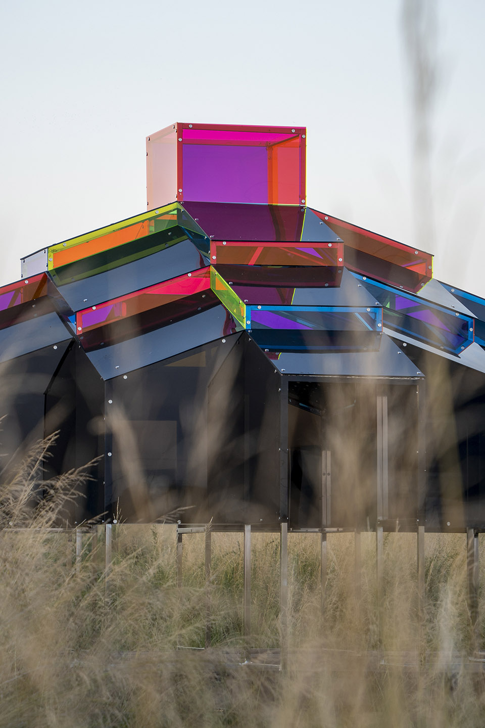 Modern Mongolian Ger Installation – Hotless Pavilion by Ger ...