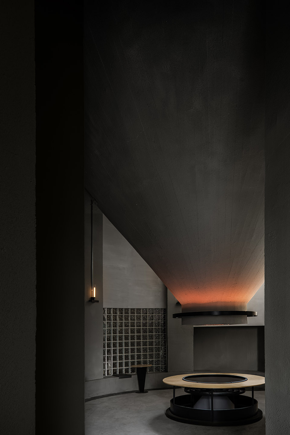 PAOMACHANG -Shanghai Gate M West Bund Dream Center by GE Space Design ...