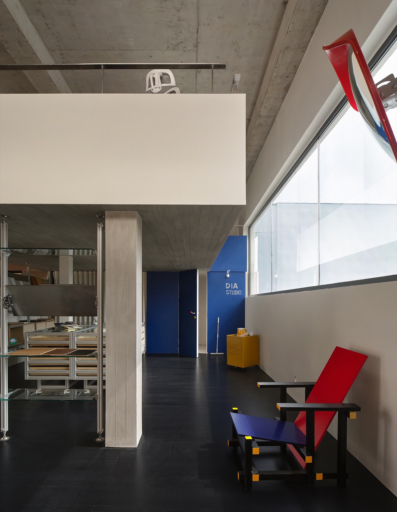 Dialogue Design Studio by DIA Studio - 谷德设计网