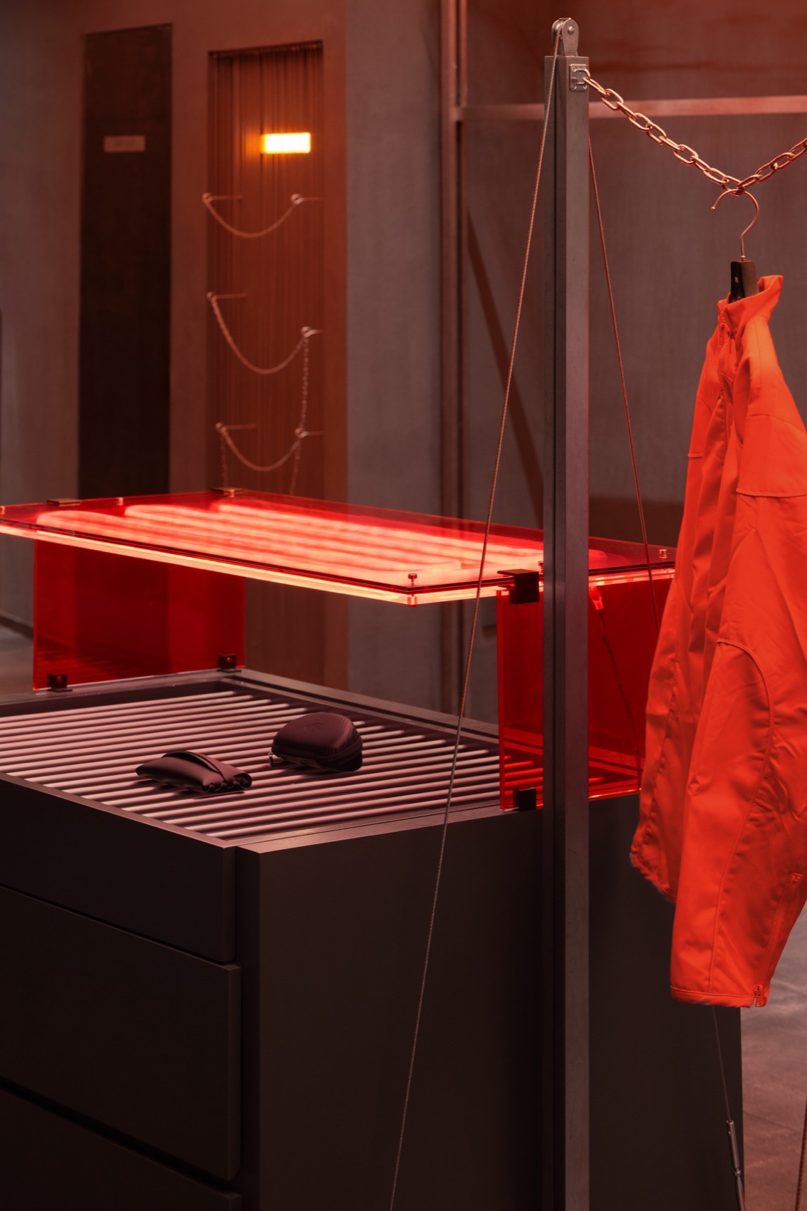 PMW Chengdu Store by All Design Studio - 谷德设计网