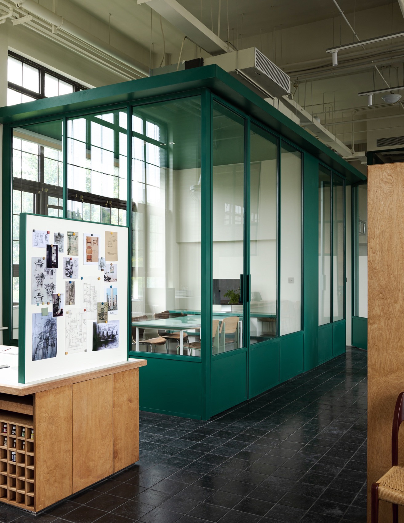The Poetic Space Construction of 7Design Studio by 7Design Studio - 谷德设计网