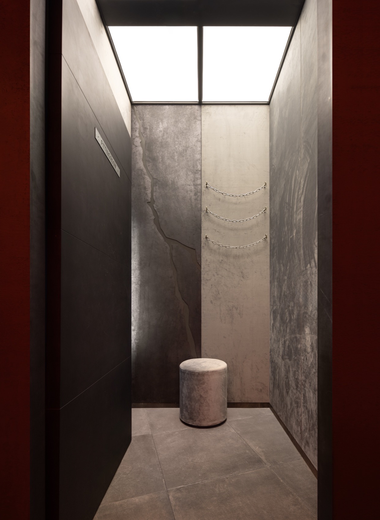 PMW Chengdu Store by All Design Studio - 谷德设计网