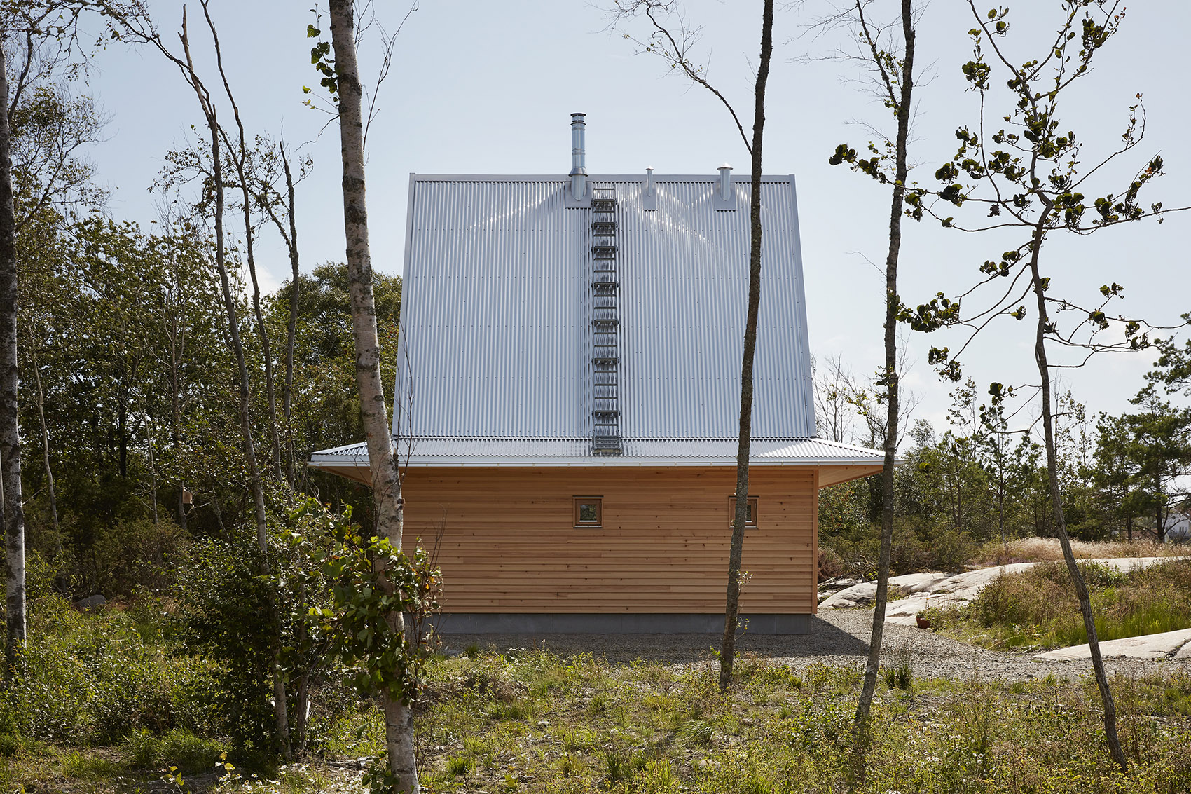 Hee House by Studio Ellsinger - 谷德设计网