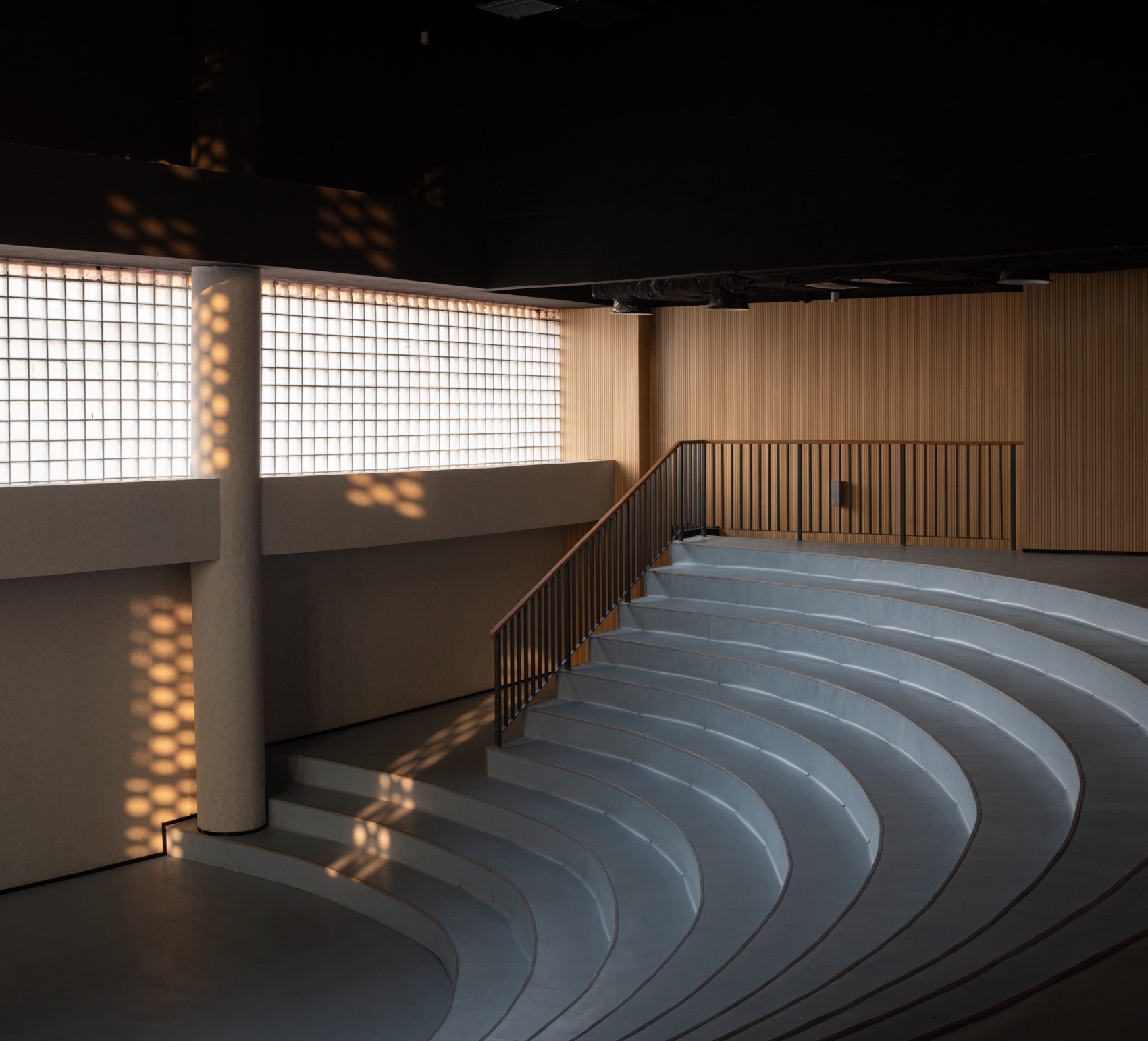 深圳福海中学 / 王维仁建筑设计研究室 - 谷德设计网