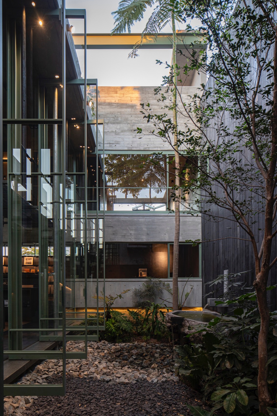 Di Frenna Architects Atelier by Di Frenna Arquitectos - 谷德设计网