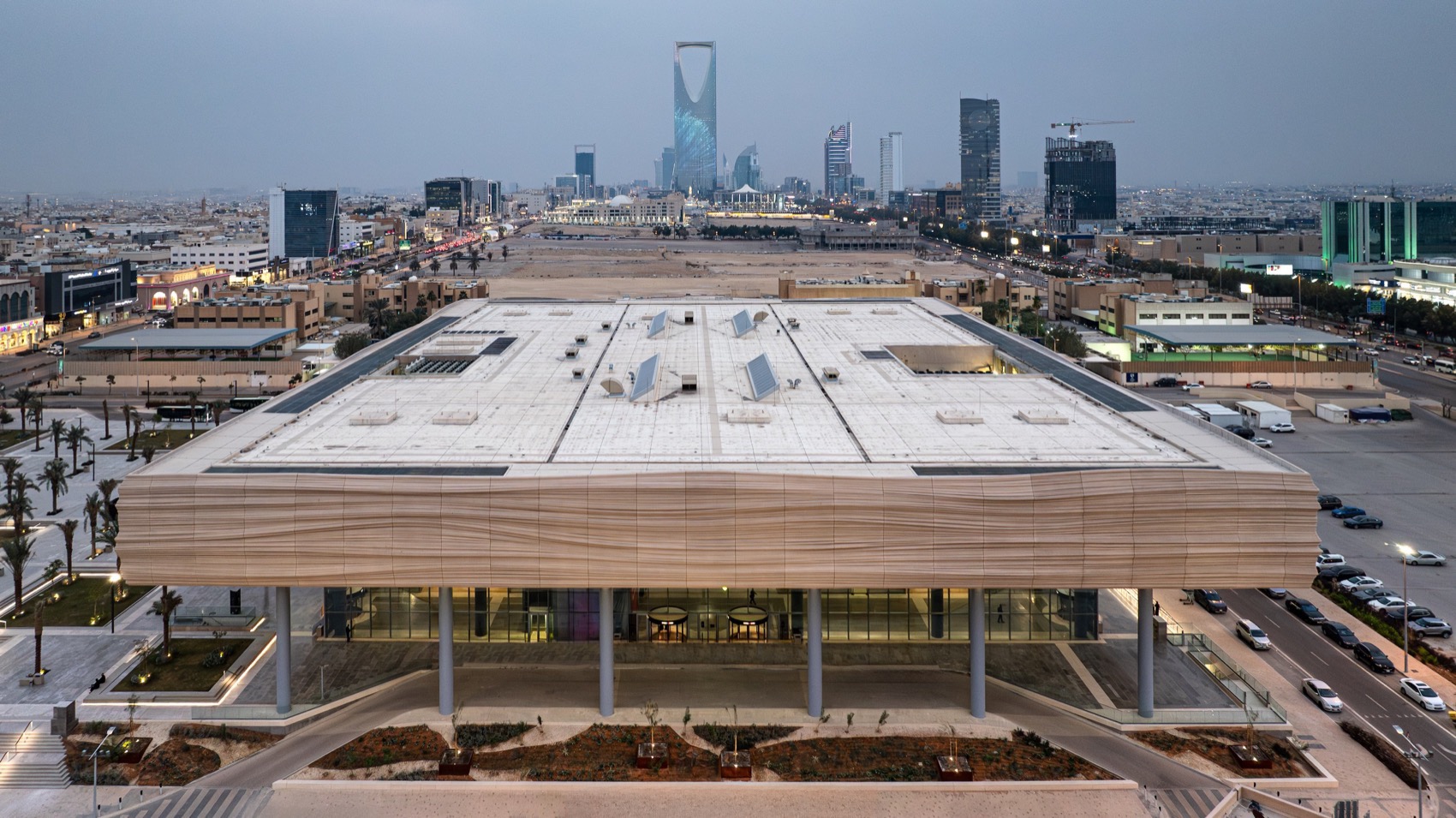 沙特利雅得首个地铁枢纽STC换乘站 / 盖博建筑设计事务所 - 谷德设计网