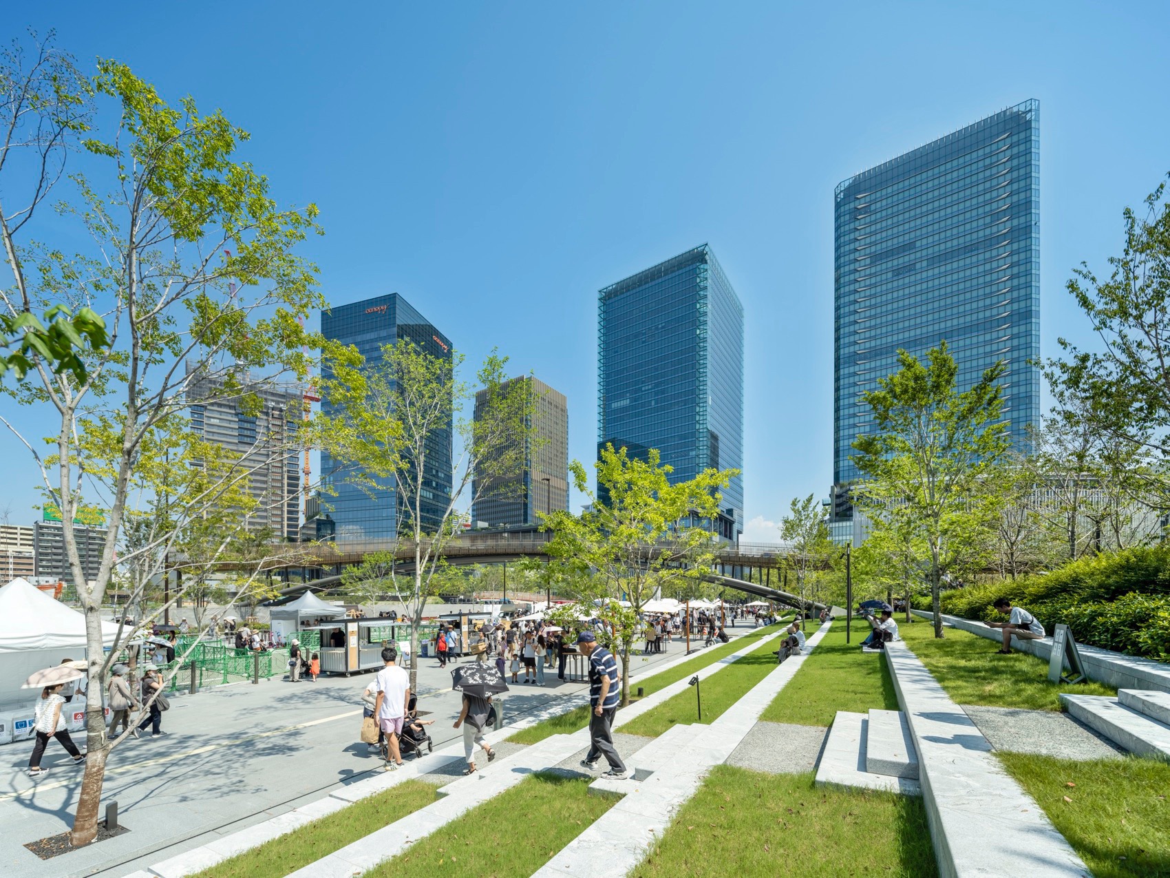 Grand Green Osaka by GGN + Nikken Sekkei + Mitsubishi Jisho Design ...