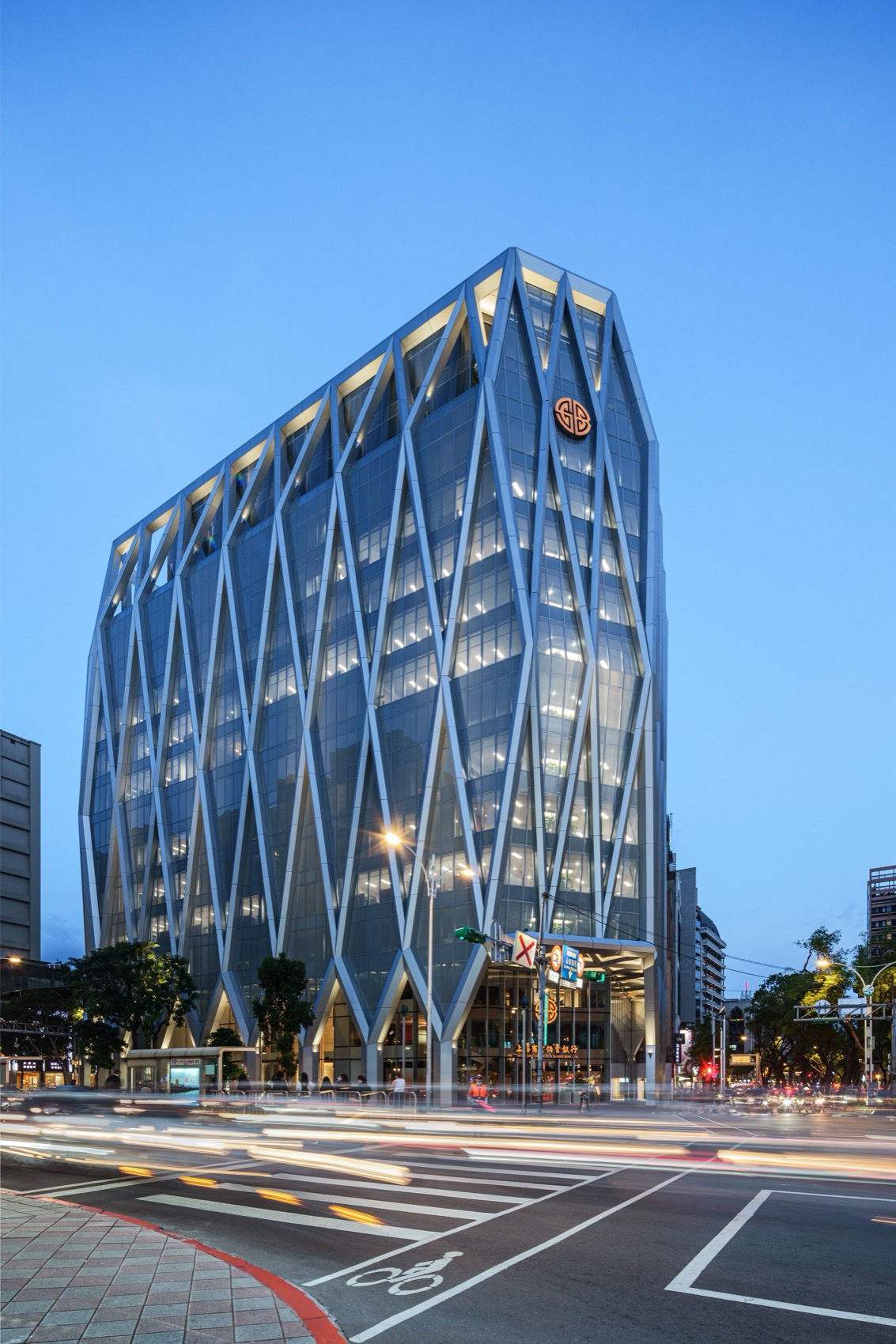 Shanghai Commercial & Savings Bank Headquarters by JJP - 谷德设计网