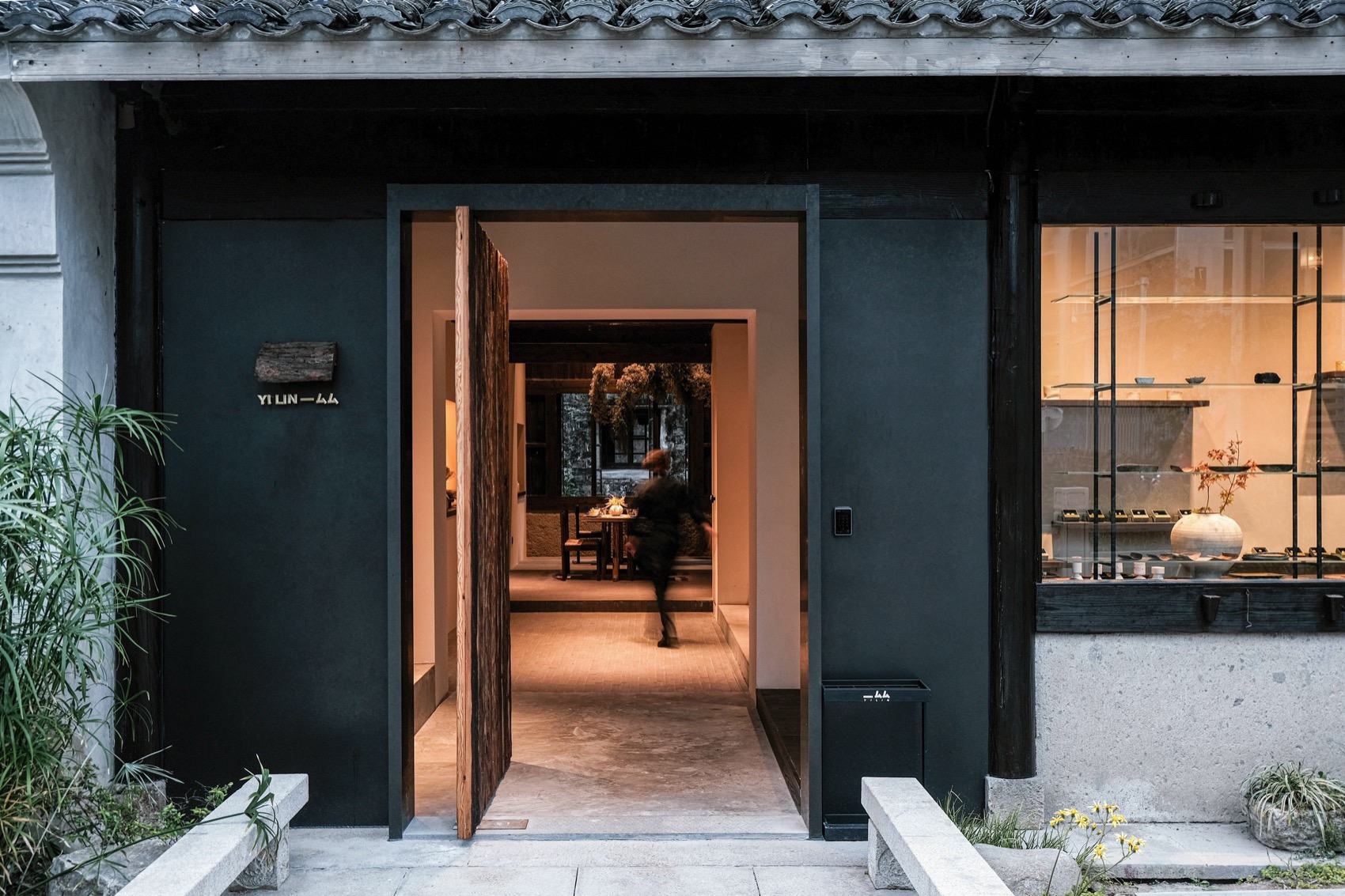 YILIN Aesthetic Restaurant by CO-MILEU + Deep Origin Lab - 谷德设计网