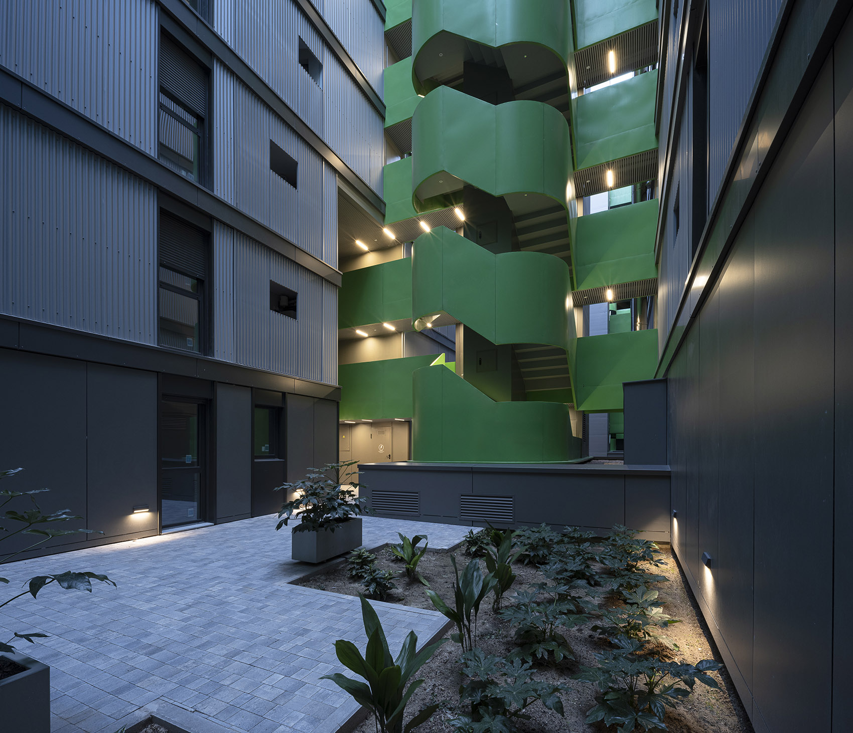 116 Public Housing Units in Madrid by UNIA ARQUITECTOS - 谷德设计网