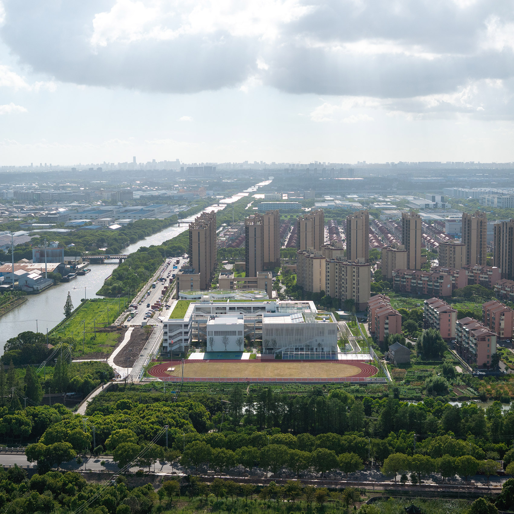 The Hetu Middle School and The Luoshu Kindergarten by GOM - 谷德设计网
