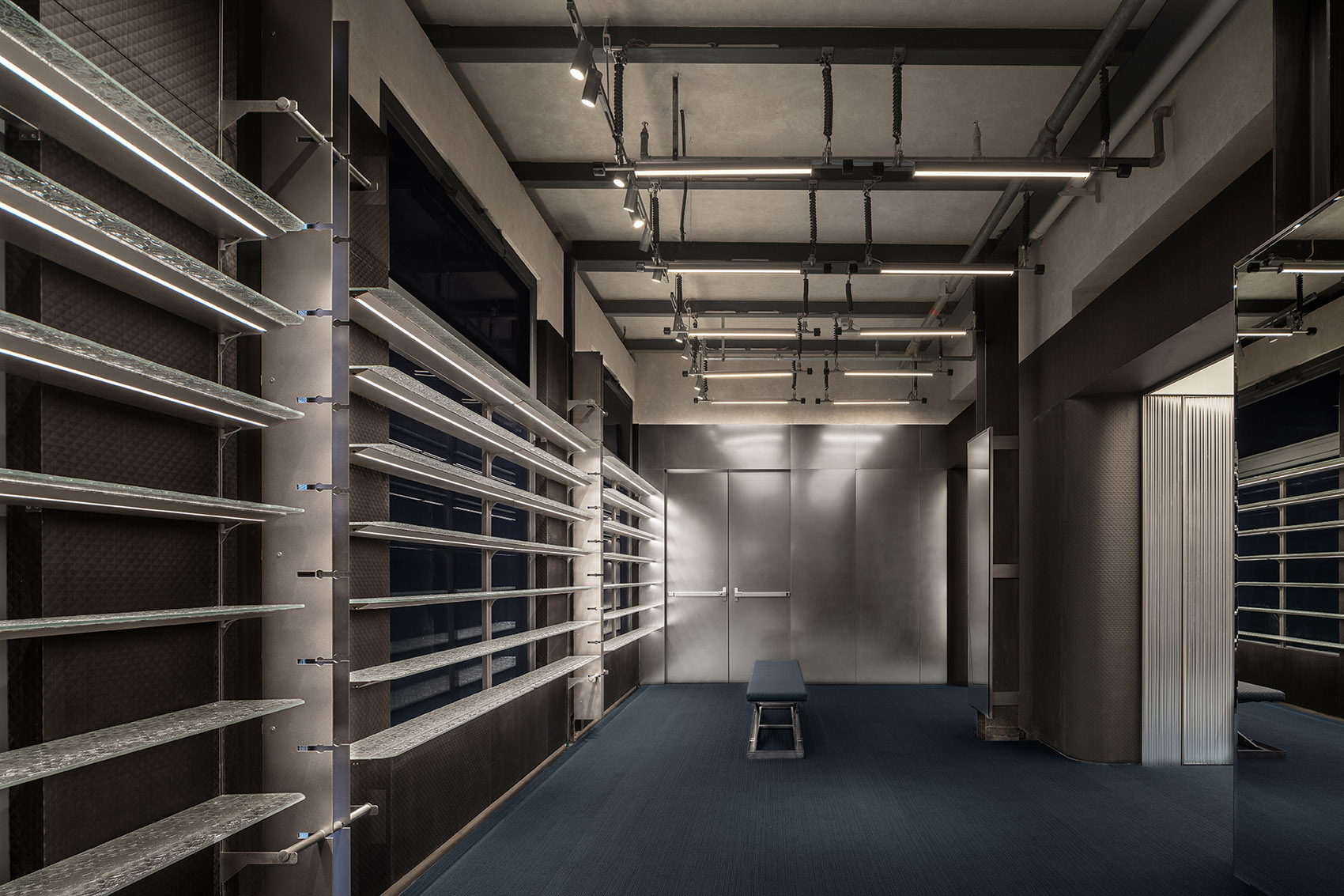 ADIDAS ORIGINALS FLAGSHIP STORE by TOMO DESIGN - 谷德设计网