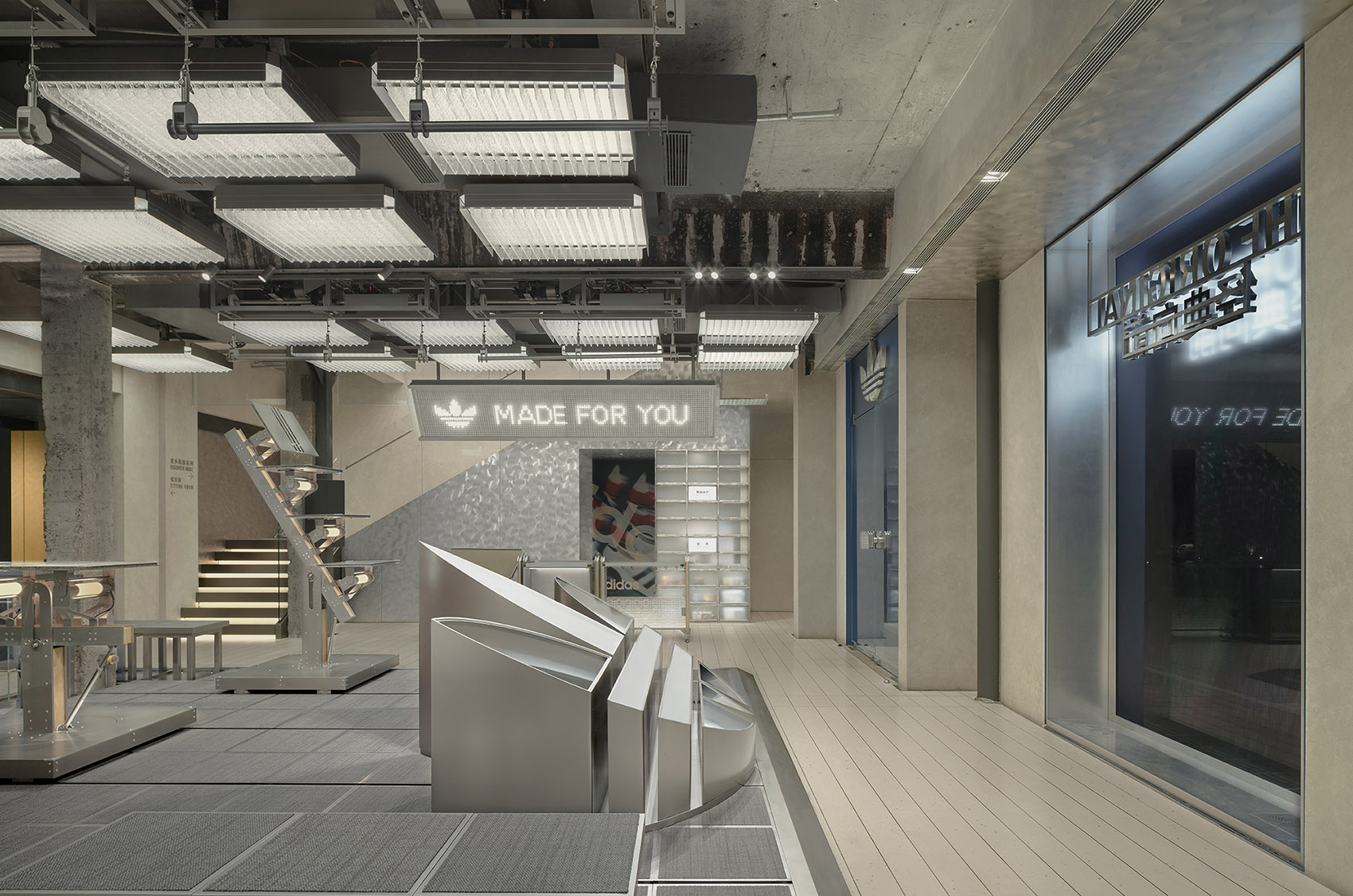 ADIDAS ORIGINALS FLAGSHIP STORE by TOMO DESIGN - 谷德设计网