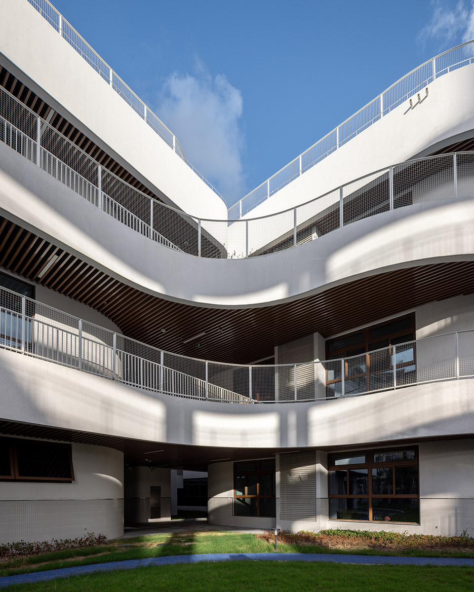 The Hetu Middle School and The Luoshu Kindergarten by GOM - 谷德设计网
