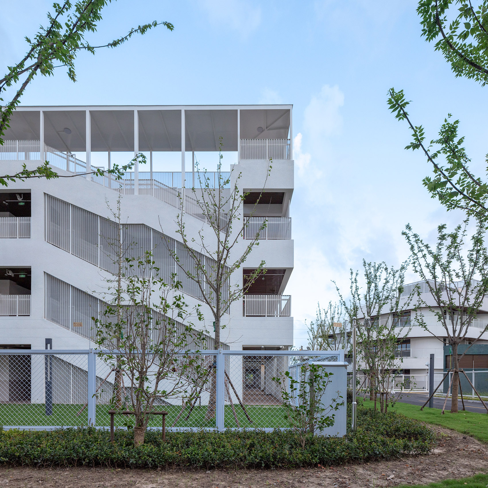 The Hetu Middle School and The Luoshu Kindergarten by GOM - 谷德设计网