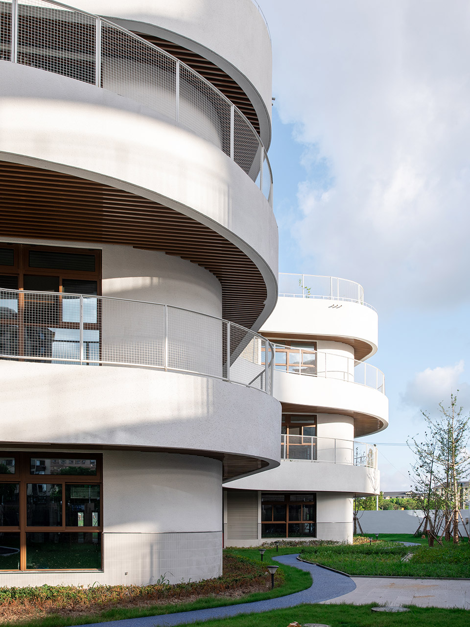 The Hetu Middle School and The Luoshu Kindergarten by GOM - 谷德设计网