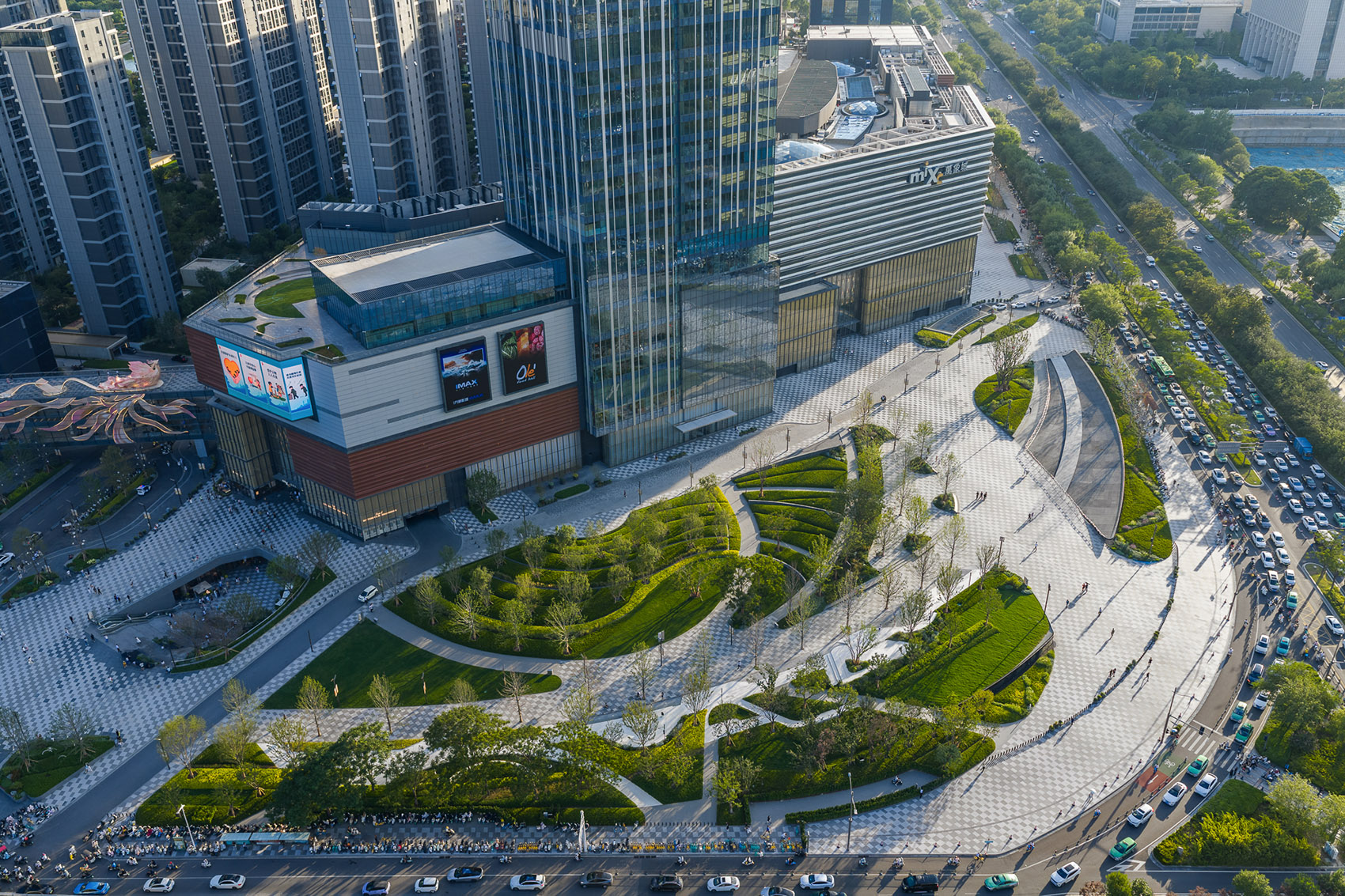 The MixC Landscape Design by Percent Landscape Design Studio - 谷德设计网
