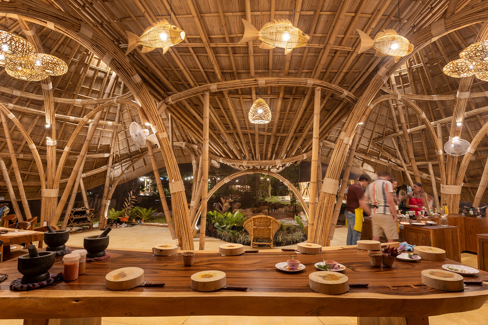 The Bull cooking teaching pavilions by Chiangmai Life Architects - 谷德设计网