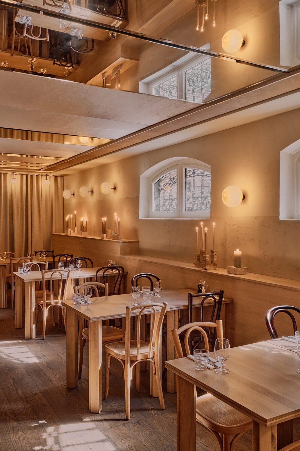 Café Vertigo by Studio Modijefsky - 谷德设计网