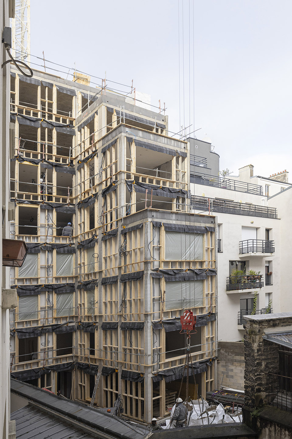 Housing Units In Solid Stone by MAO architects - 谷德设计网