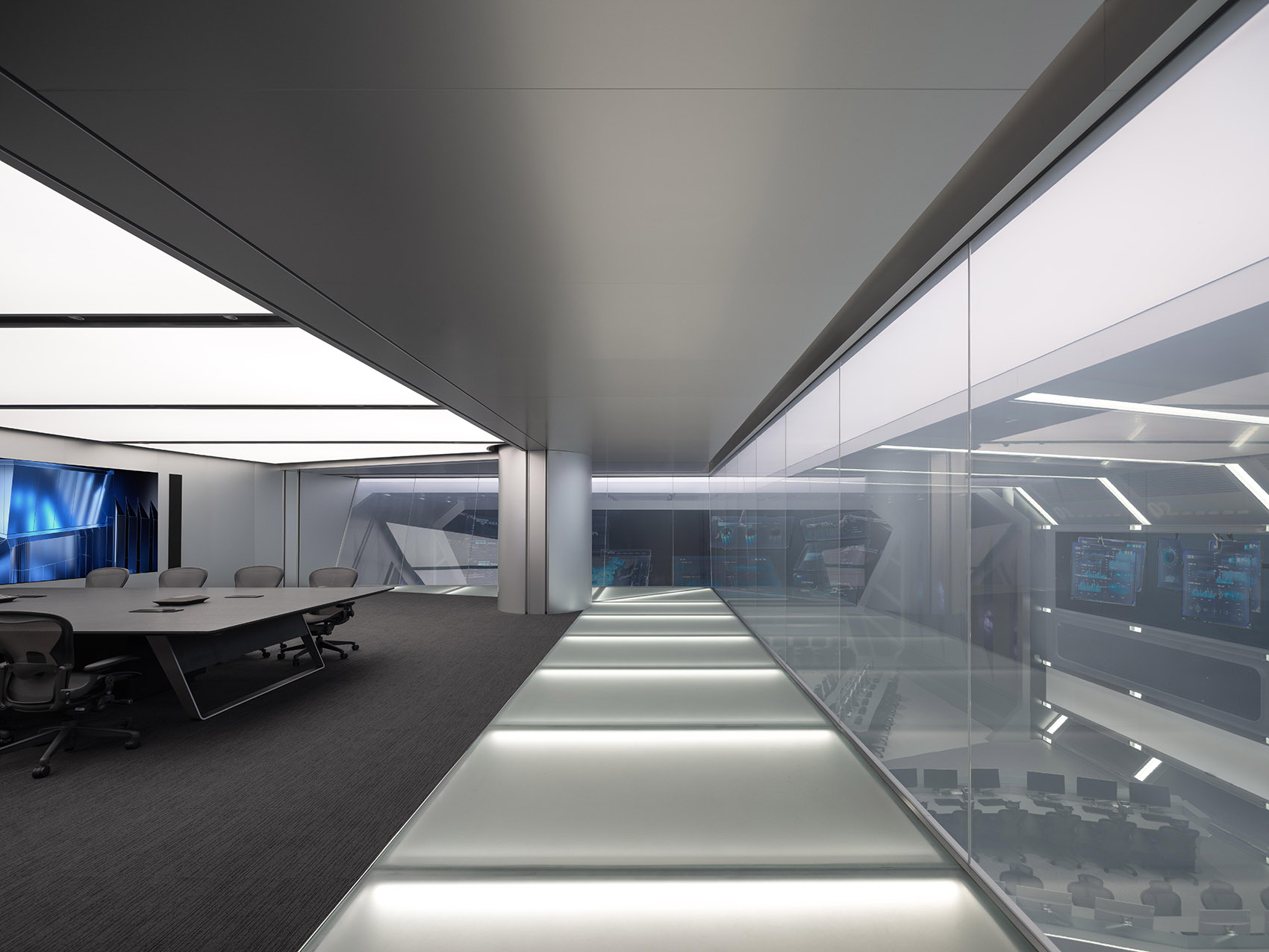 Enterprise Command Center – WeBank by EICOSPACE - 谷德设计网