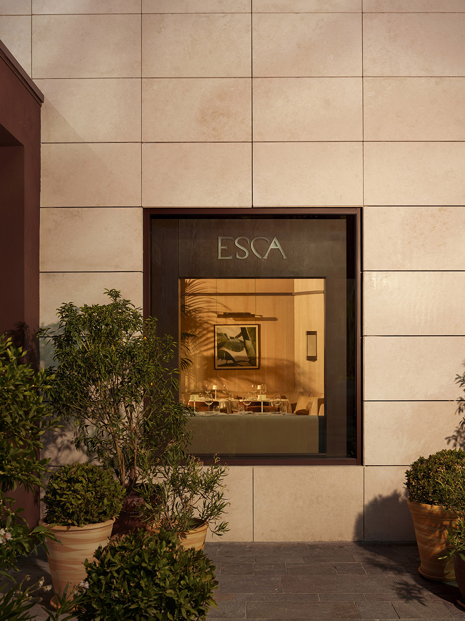Esca Restaurant by URBANJOBS - 谷德设计网